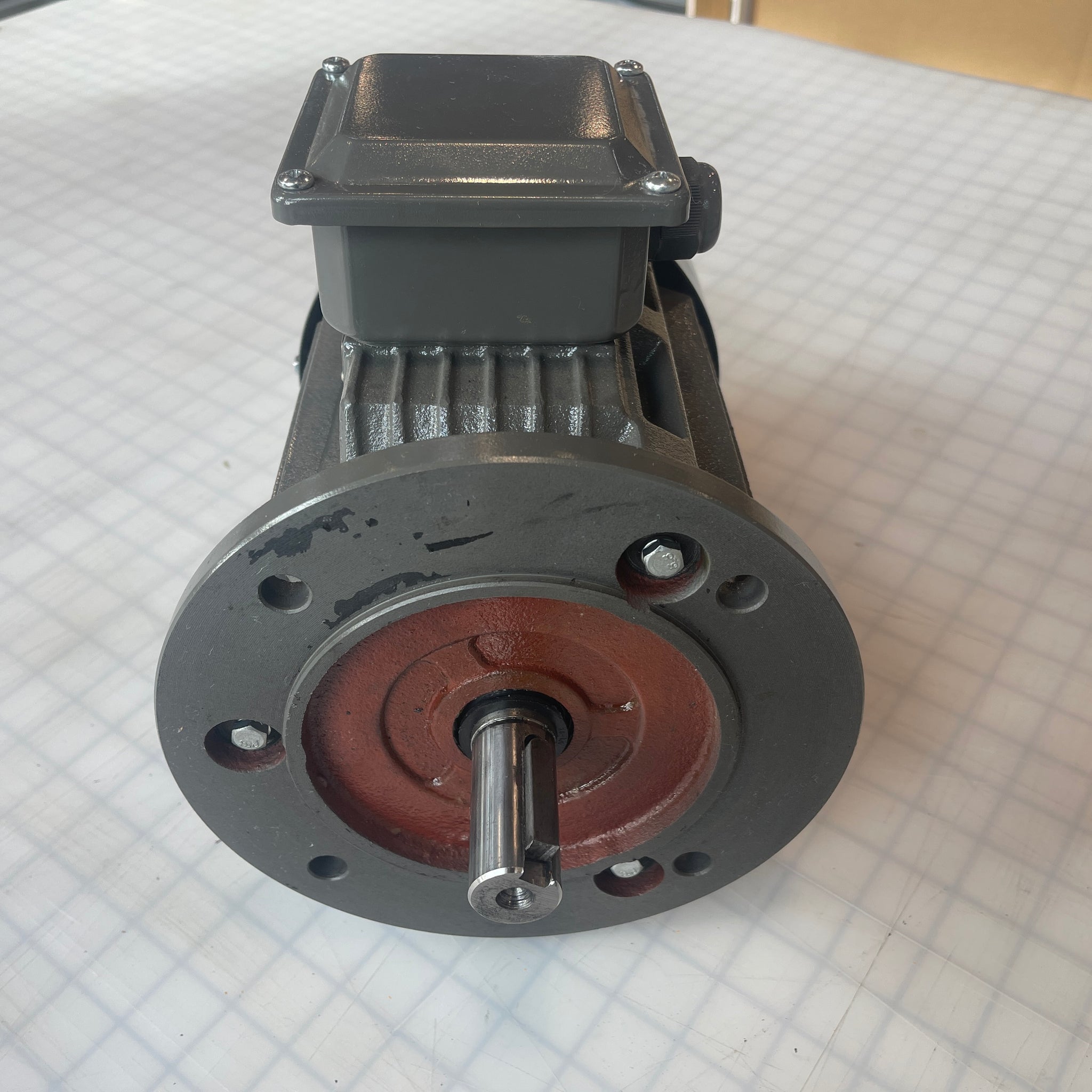 DEDONG YE3-90L-4 | Three Phase Inductive Motor | YE3 Series | 1.5 KW | – HAMMERHEAD INDUSTRIAL